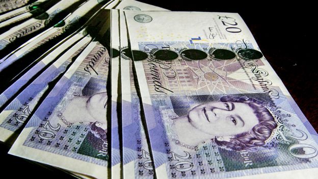 Paper £20 notes cannot be spent from midnight in Northern Ireland - BBC ...