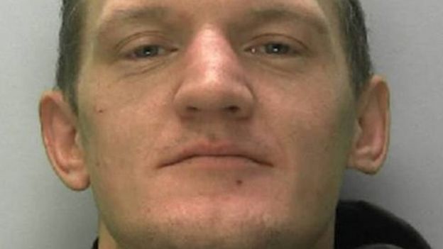 Peckish burglar Jason Stratford traced by DNA on spoon - BBC News