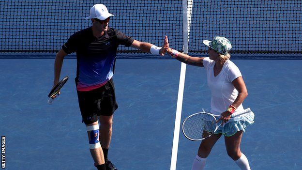 US Open 2018: Jamie Murray and Bethanie Mattek-Sands reach mixed doubles final - BBC Sport