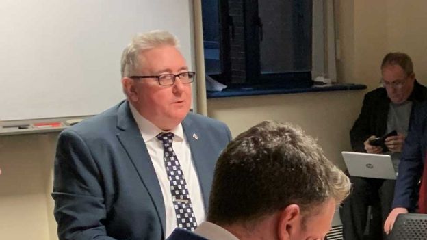 Thurrock Council leader resigns as government steps in - BBC News