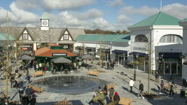 Cannock multi-storey car park approved to meet shopper demand - BBC News