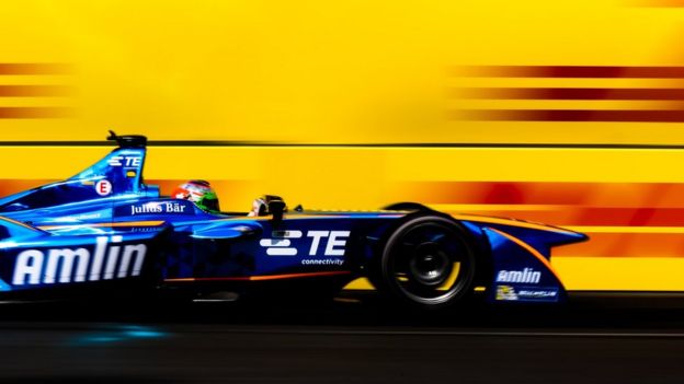 A photographer's view of Formula E - BBC News