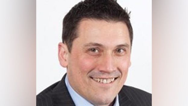 Ewan Ireland: Teen who murdered lawyer Peter Duncan named - BBC News