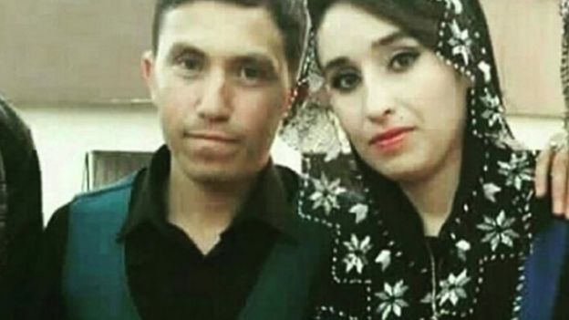 Turkey shells both IS and Kurdish positions in Syria - BBC News