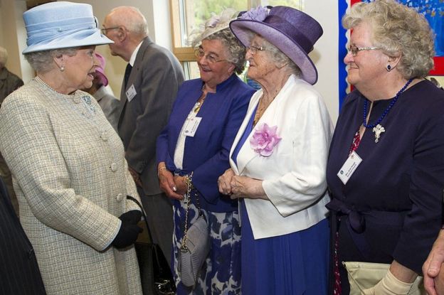 Aberfan disaster: The Queen's regret after tragedy - BBC News