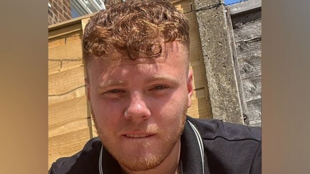 Gosport murder: Further charge over death of Levi Kent - BBC News