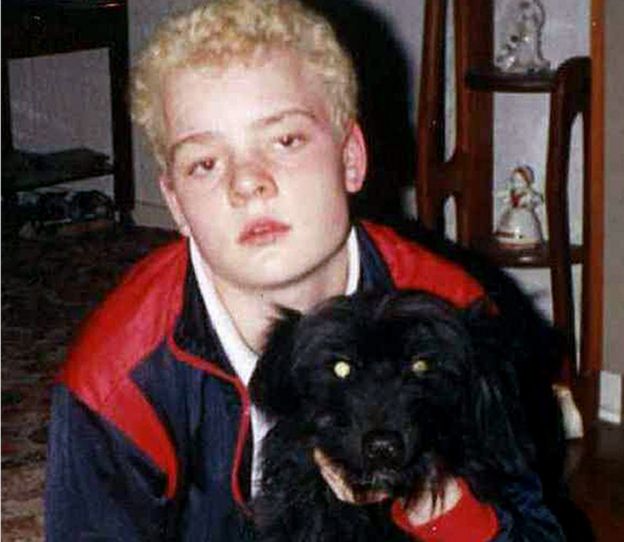 Angela Wrightson: A chaotic life and brutal death - BBC News