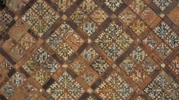 Medieval pavement in Somerset goes on public display - BBC News