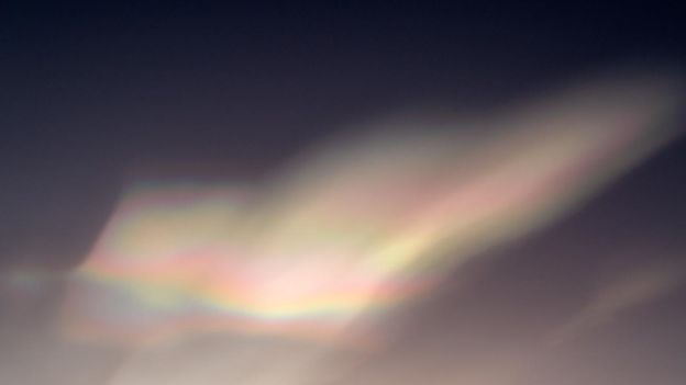 Rare Mother Of Pearl Cloud Spotted In Scotland Bbc News