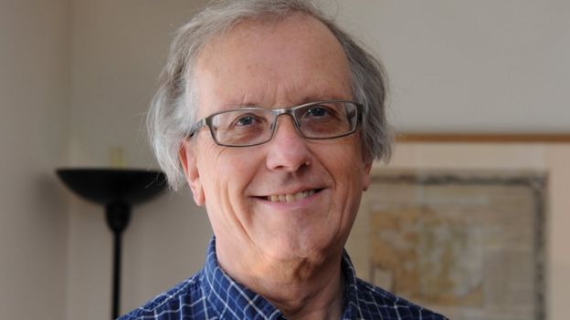 Living with Peter who dresses as Penny - BBC News