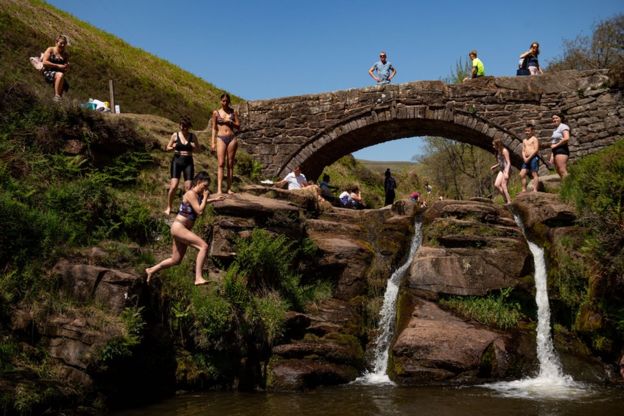 UK year in pictures 2020 - BBC News