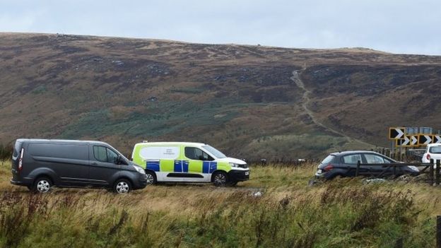 Moors Murders: Search for Keith Bennett's body restarts - BBC News