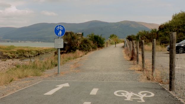 Carlingford Lough Greenway border crossing plans unveiled - BBC News