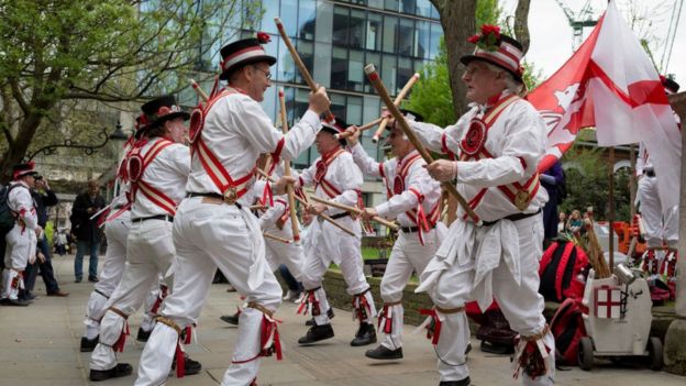 St George's Day: Who was England's patron saint? - BBC Newsround
