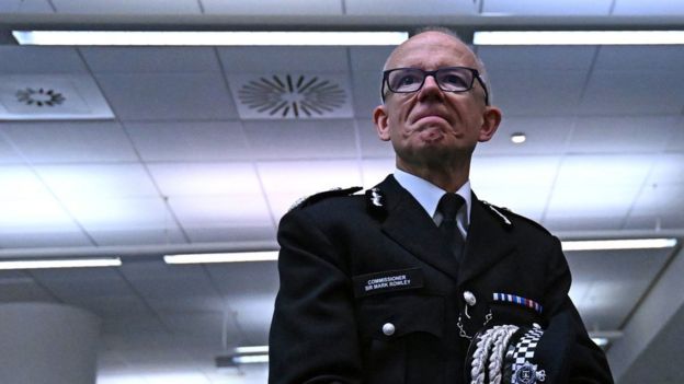 Chris Kaba shooting: Grieving family to take a step back - BBC News