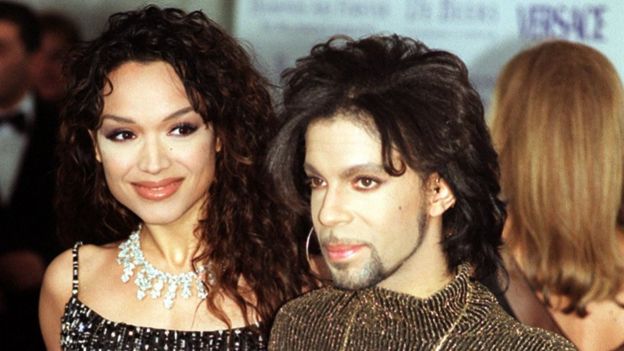 Life in pictures: Prince - BBC News