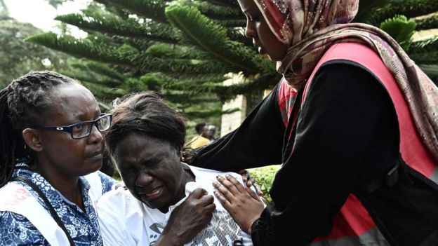 Kenya attack: Images from Dusit hotel complex attack - BBC News