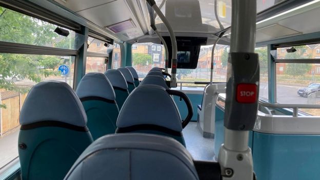 Firm pulls out of £6.1 electric bus scheme for Stevenage - BBC News