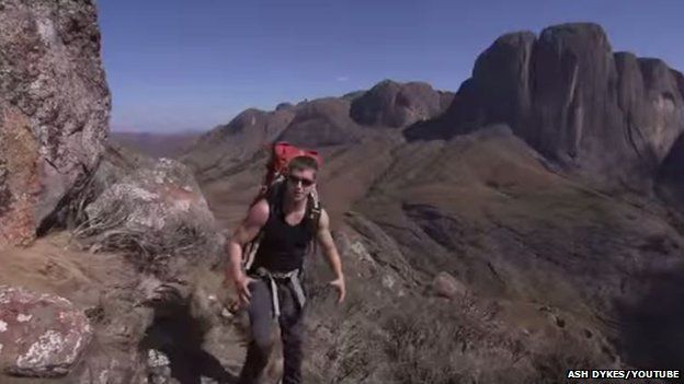 Adventurer Ash Dykes in Madagascar trek record bid - BBC News