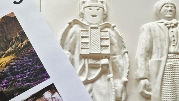 Doctor Who brought to life for visually impaired fans - BBC News