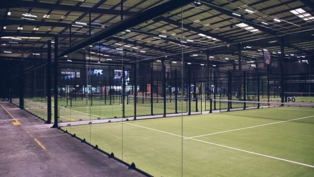 Bristol becomes centre for racquet sport padel - BBC News
