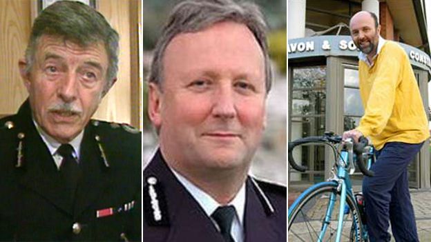 Ex-Avon and Somerset police chiefs say Nick Gargan must go - BBC News