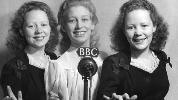 Beverley Sister Joy dies aged 91 - BBC News