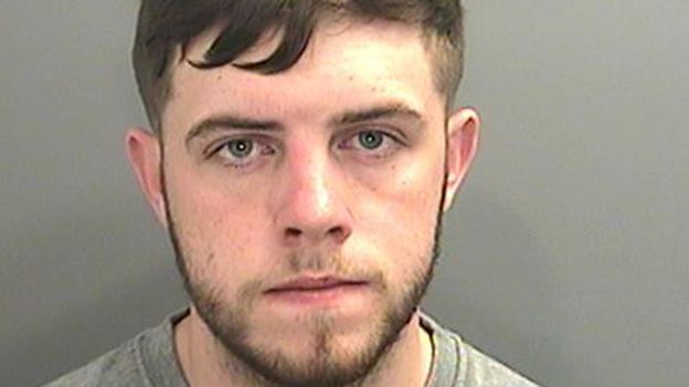 Cardiff gang members plead guilty to armed attacks - BBC News