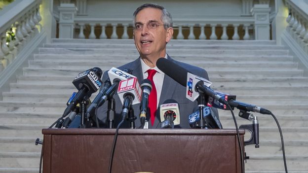 US election: Trump tells Georgia election official to 'find' votes to ...