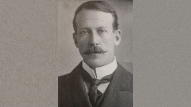 Stuart MacRae: The Highland chief who played for England - BBC News