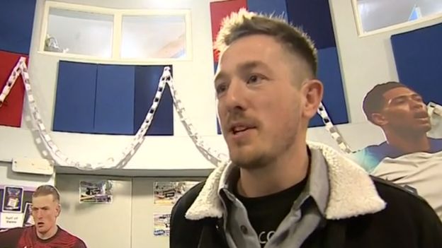 Hagley Primary School proud of 'quiet leader' Bellingham - BBC News