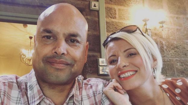 Google sign language AI turns hand gestures into speech - BBC News