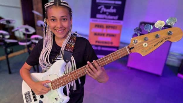 Drummer Nandi Bushell to open Ipswich music school - BBC News