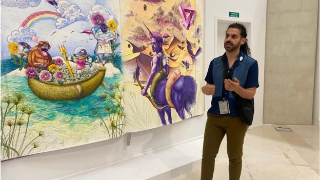 Saudi artists confront change as kingdom shifts - BBC News