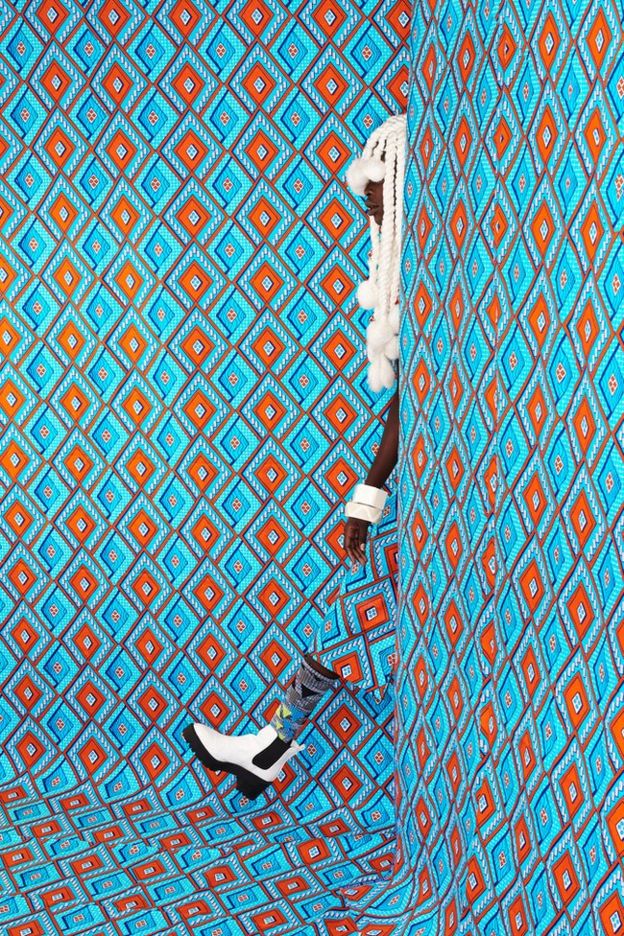 Kenya's Thandiwe Muriu: Standing out in camouflage - BBC News