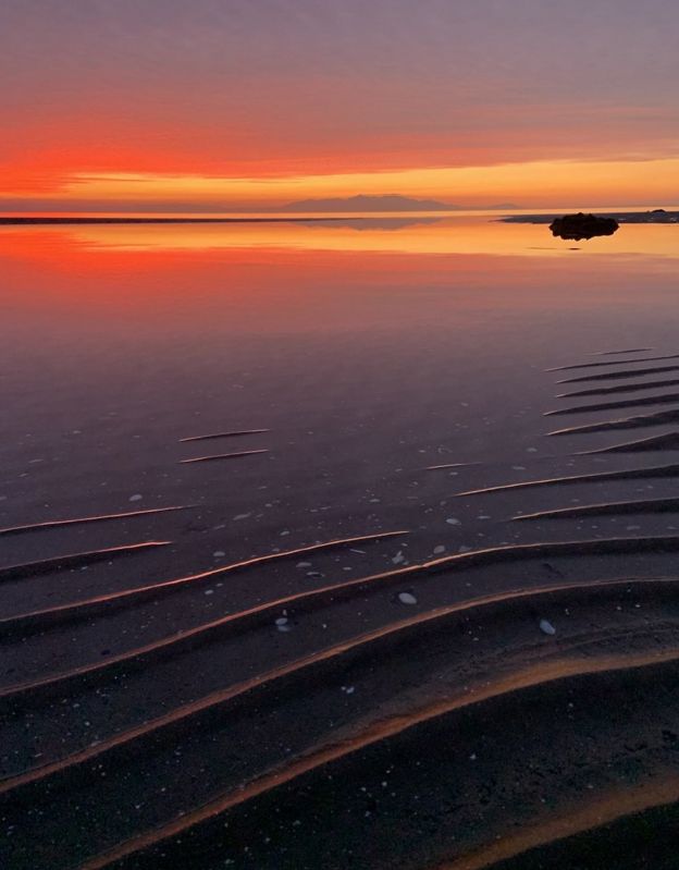 In pictures: Scotland's stunning sunset - BBC News