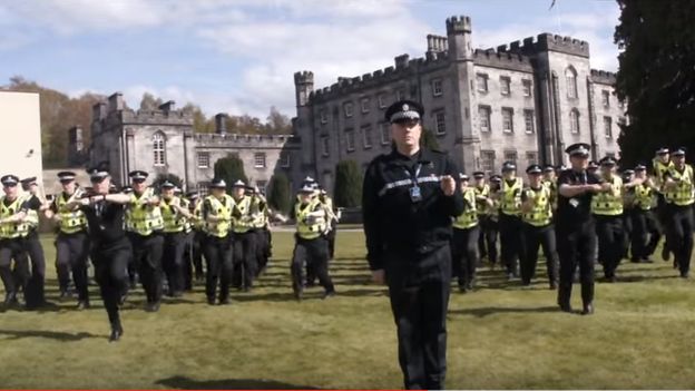Police Scotland in 'running man' dance challenge - BBC News