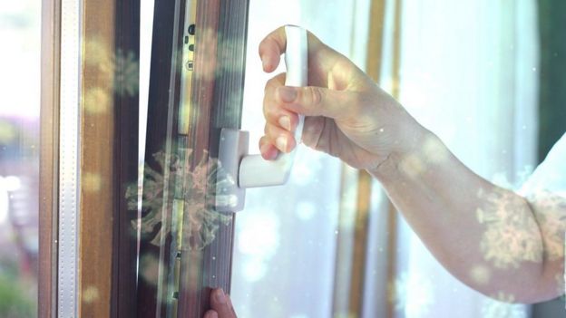 Covid study: How to avoid catching virus in a shared car - BBC News