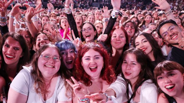 Entertainment & Arts | Latest News & Updates | BBC News