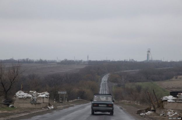 In pictures: The doctors of Debaltseve - BBC News