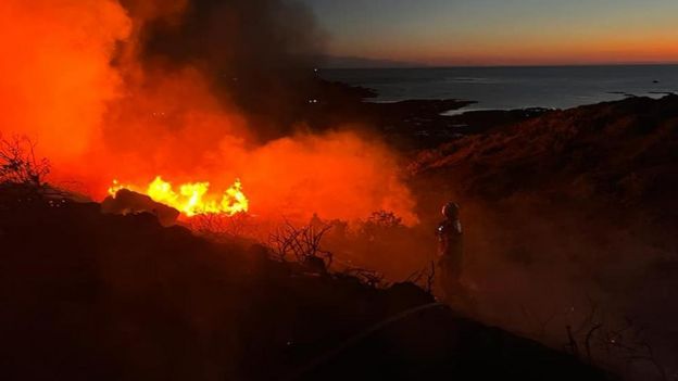 Jersey fire service asks residents for help over wildfires - BBC News