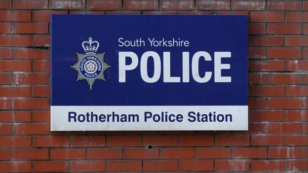 Sammy Woodhouse: Rotherham 'rapist offered role in child's life' - BBC News