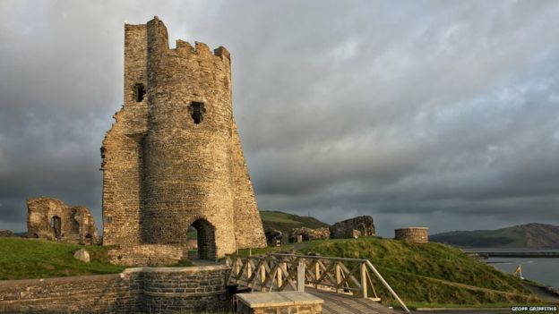 Lluniau: Cestyll Cymru // Photos: Castles of Wales - BBC Cymru Fyw