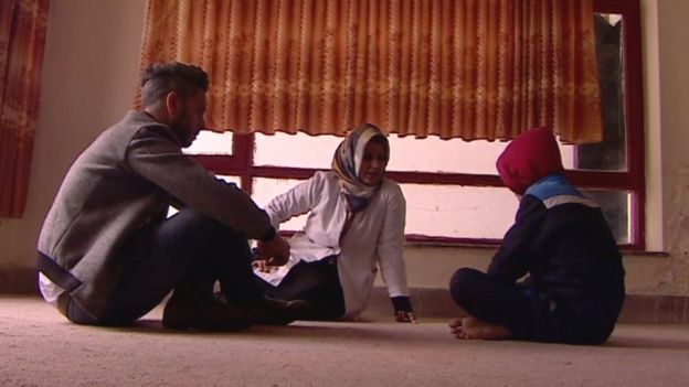 Afghanistan, home to the heroin trade, moves into meth - BBC News