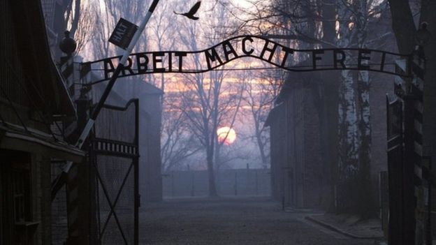 Virtual reality to aid Auschwitz war trials of concentration camp ...