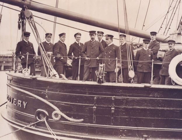 Discovery: The ship that put Dundee on the map - BBC News