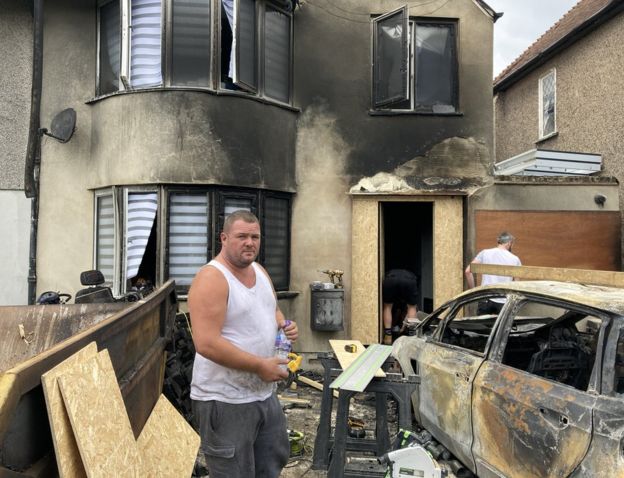 The Smithy Family: Police investigate TikTok influencer's house fire ...