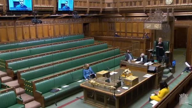 Covid: MP told to 'dress properly' for House of Commons debate - BBC News