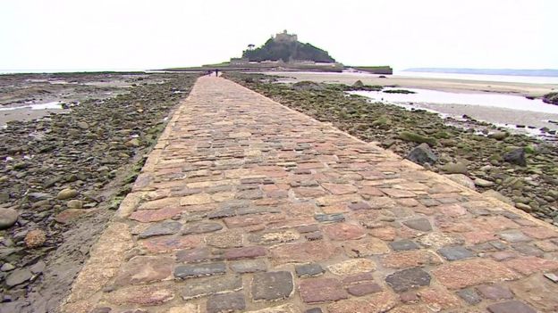 French landmark mistaken for Cornish attraction in magazine - BBC News