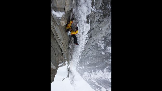 In pictures: Jonathan Griffith's mountain photography - BBC News